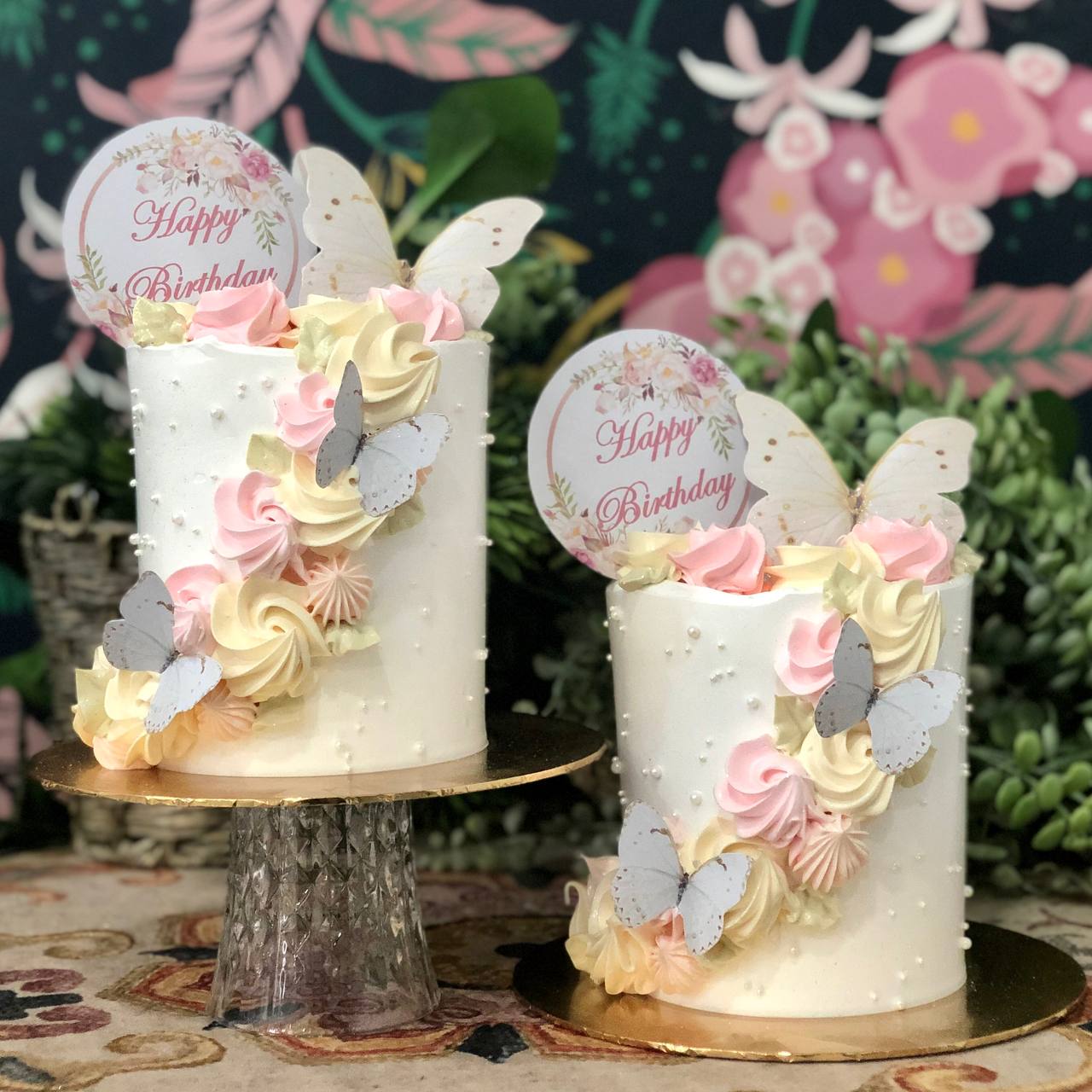 Whitney Butterfly Petite Cake (Ready Made Shah Alam) - SugarCandy
